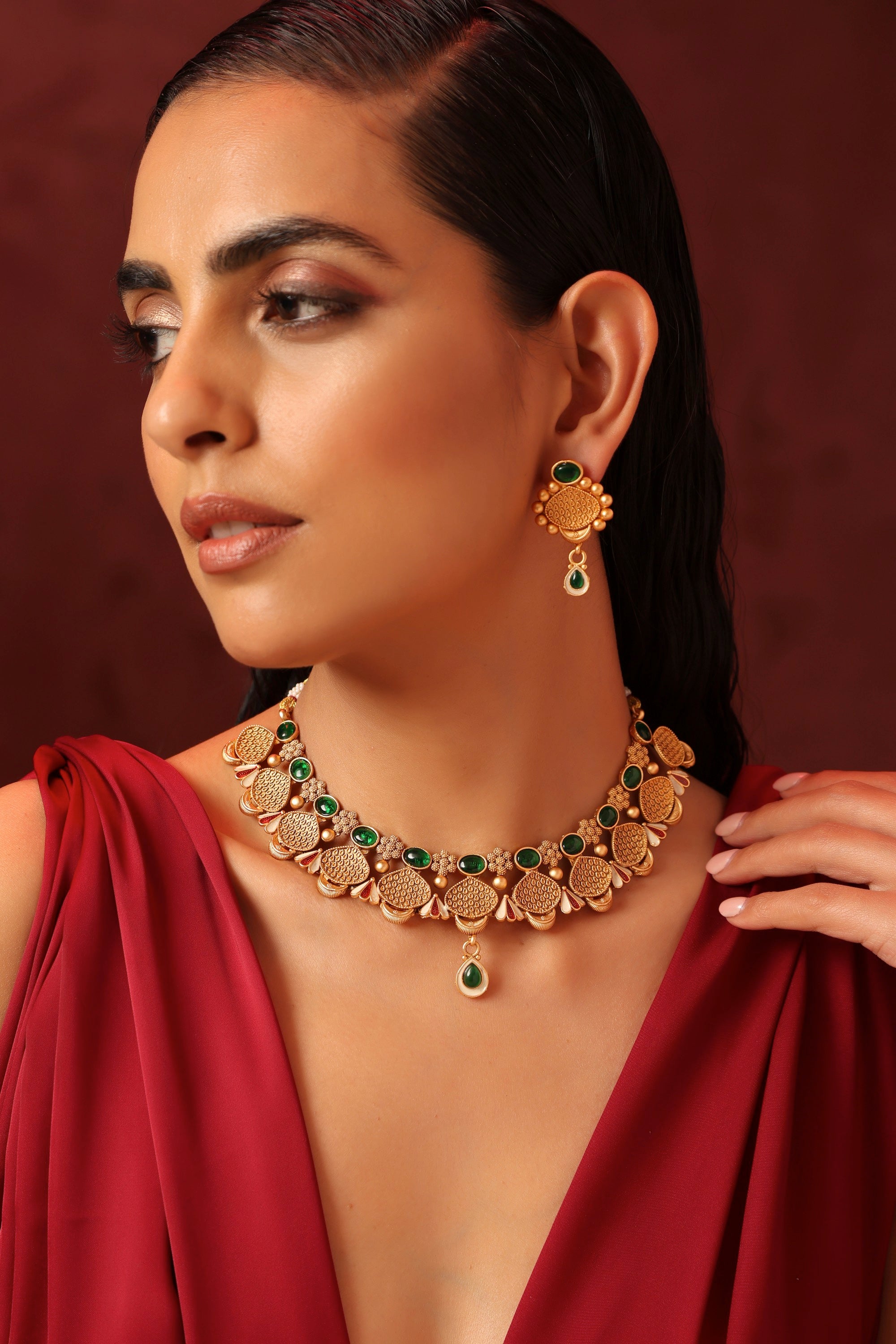 Mor Green Temple Necklace Set - Swabhimann Jewellery – SWABHIMANN